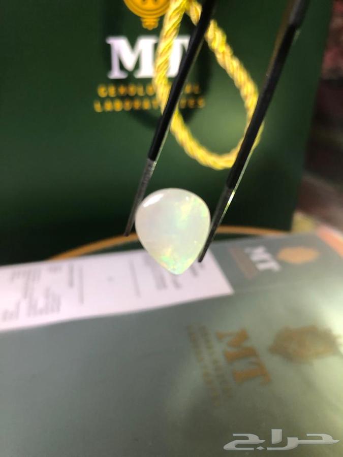 حجر أوبال كريم أبيض طبيعي جوهرة أوبال Opal موقع حراج