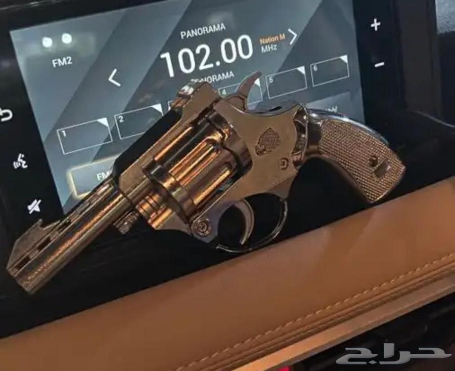 لعبة مسدس حديد كامل زينه و محزم للبيع موقع حراج