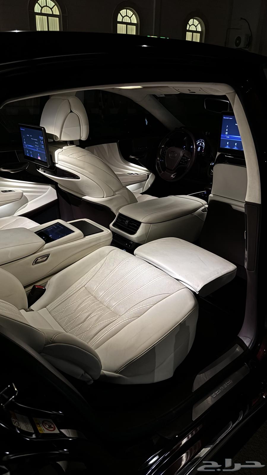 لكزس LS500 VIP اعلى فئه 2018 - موقع حراج