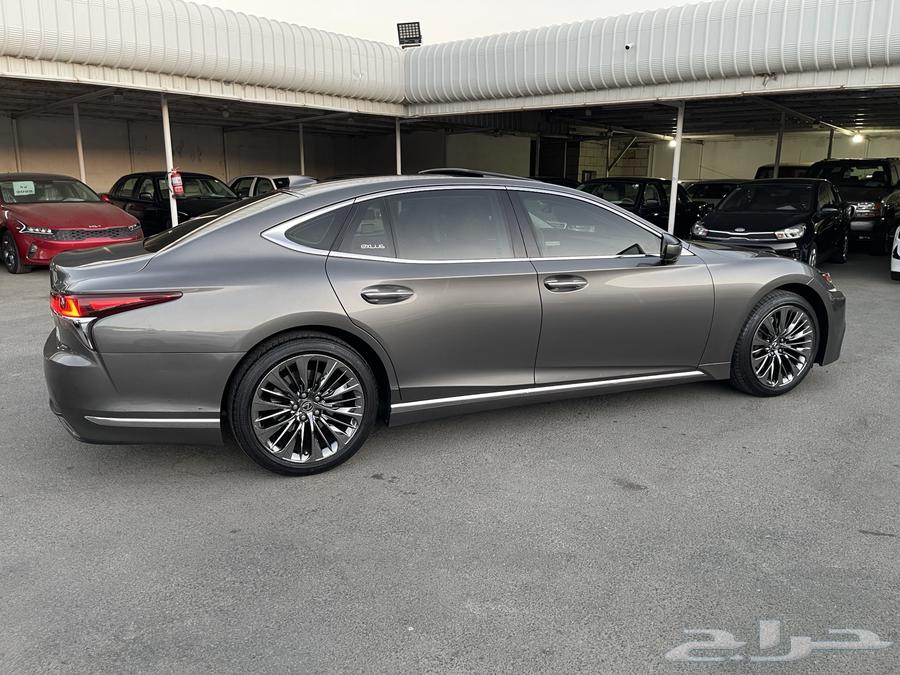 لكزس 2018 LS350 BB فل كامل عبداللطيف جميل - موقع حراج