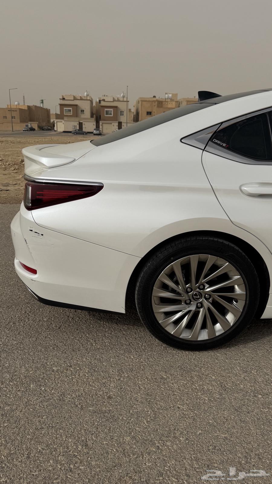 لكزس es2019 | موقع حراج