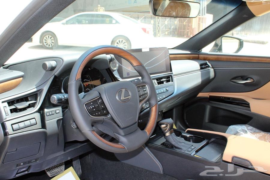 لكزس - ES300 Bh هايبرد - 2024 - نص فل - خليجي | موقع حراج