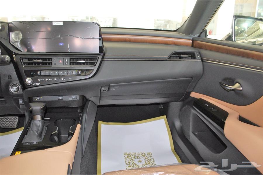 لكزس - ES300 Bh هايبرد - 2024 - نص فل - خليجي | موقع حراج